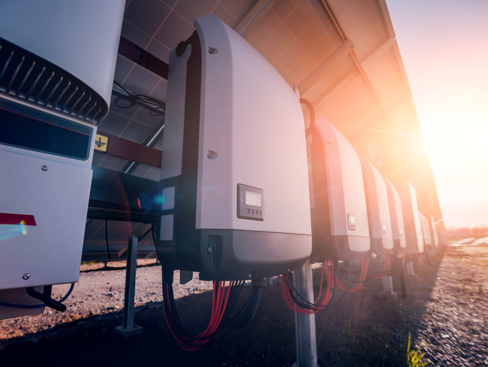 Top 5 Best Solar Inverters for Residential Use - Maxpower