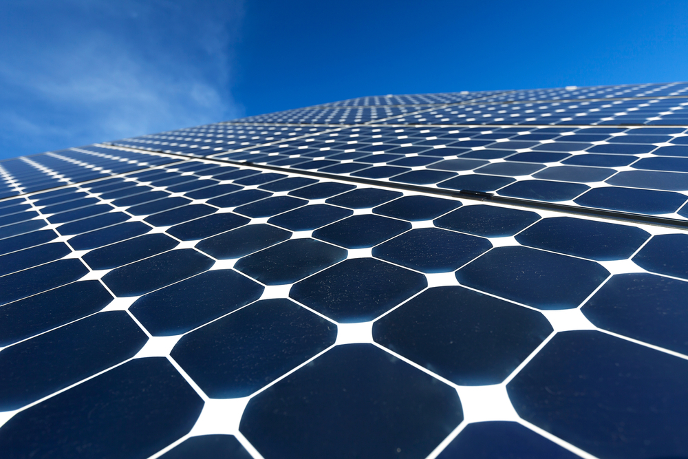 Which Solar Plate Type is Better—Monocrystalline or Polycrystalline ...